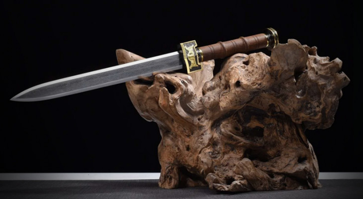 Wazirabad grabs world attention for its high-end swords & daggers-INP