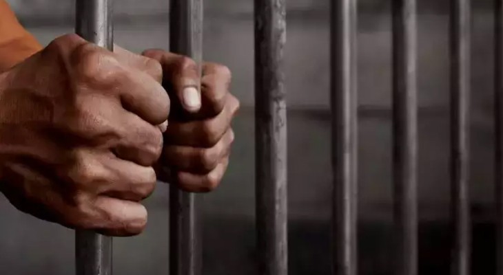 Huge cache of arms seized, two smugglers arrested in Rawalpindi-INP