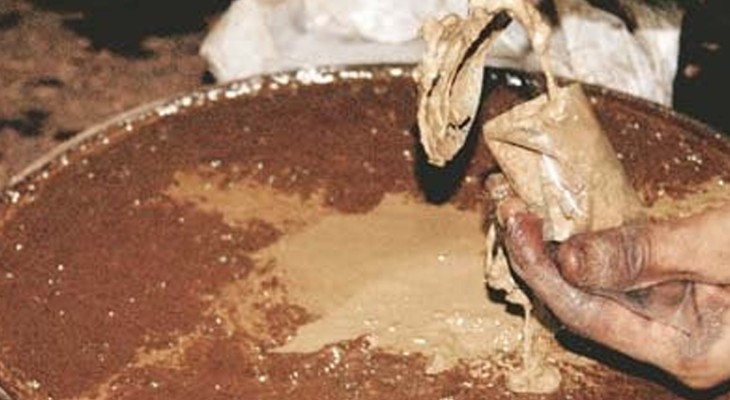 Ambulance full of gutka seized in Karachi-INP