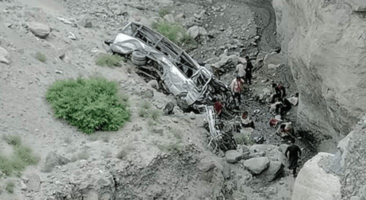 Tourist car takes wrong turn in picturesque Gilgit, 2 die-INP