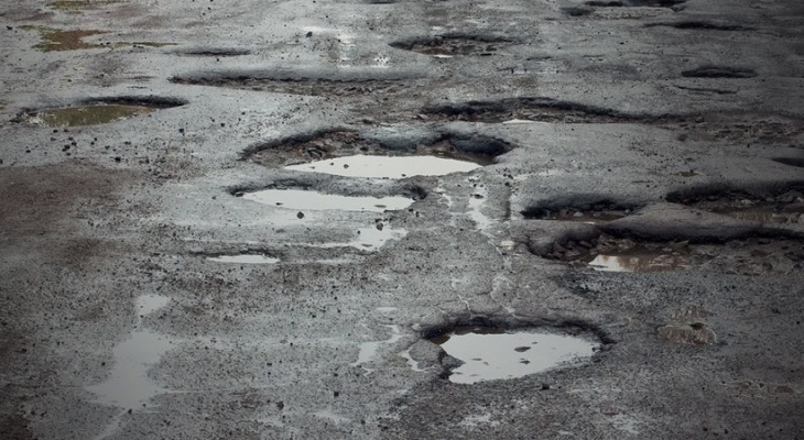 Karachi’s crumbling road infrastructure hampers port operations-INP